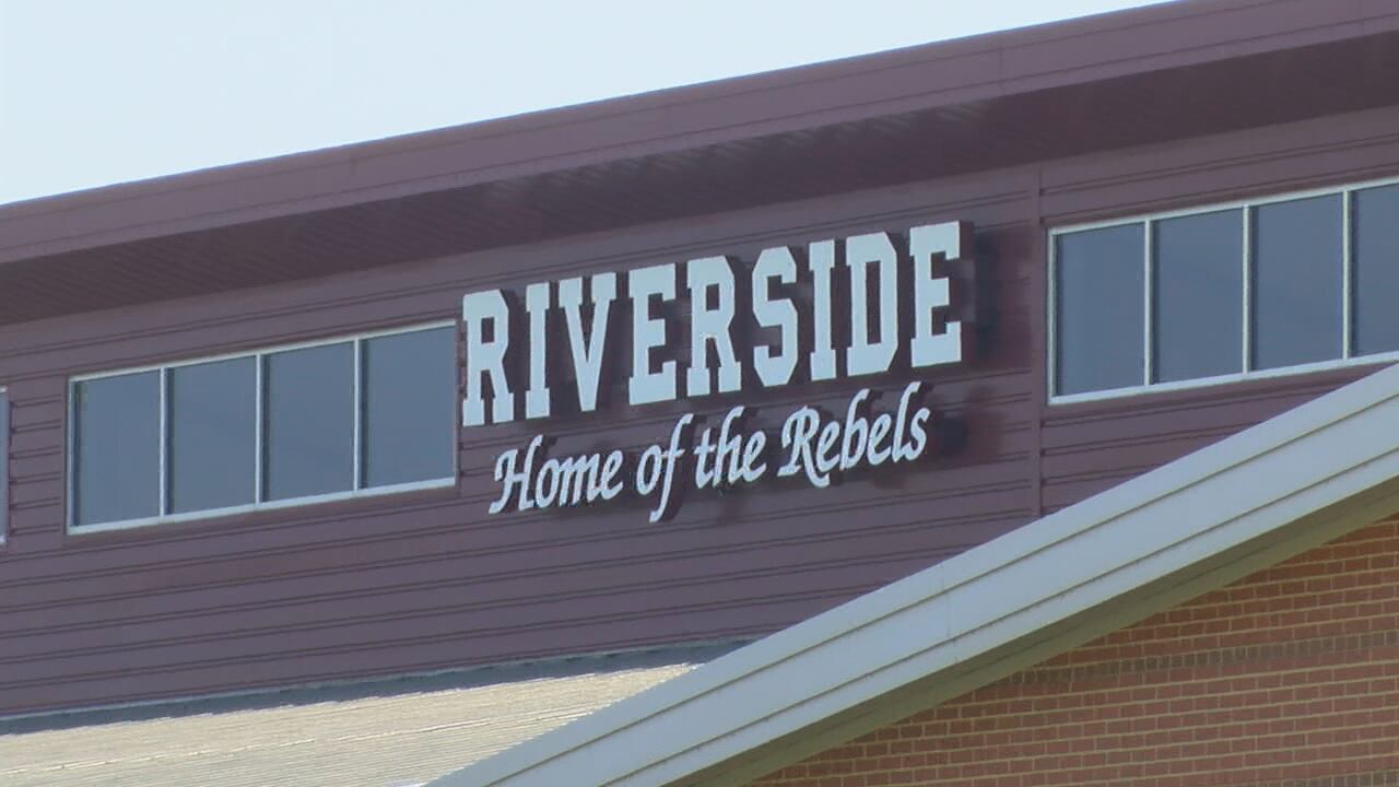 Juvenile detained after online threat directed at Riverside High School