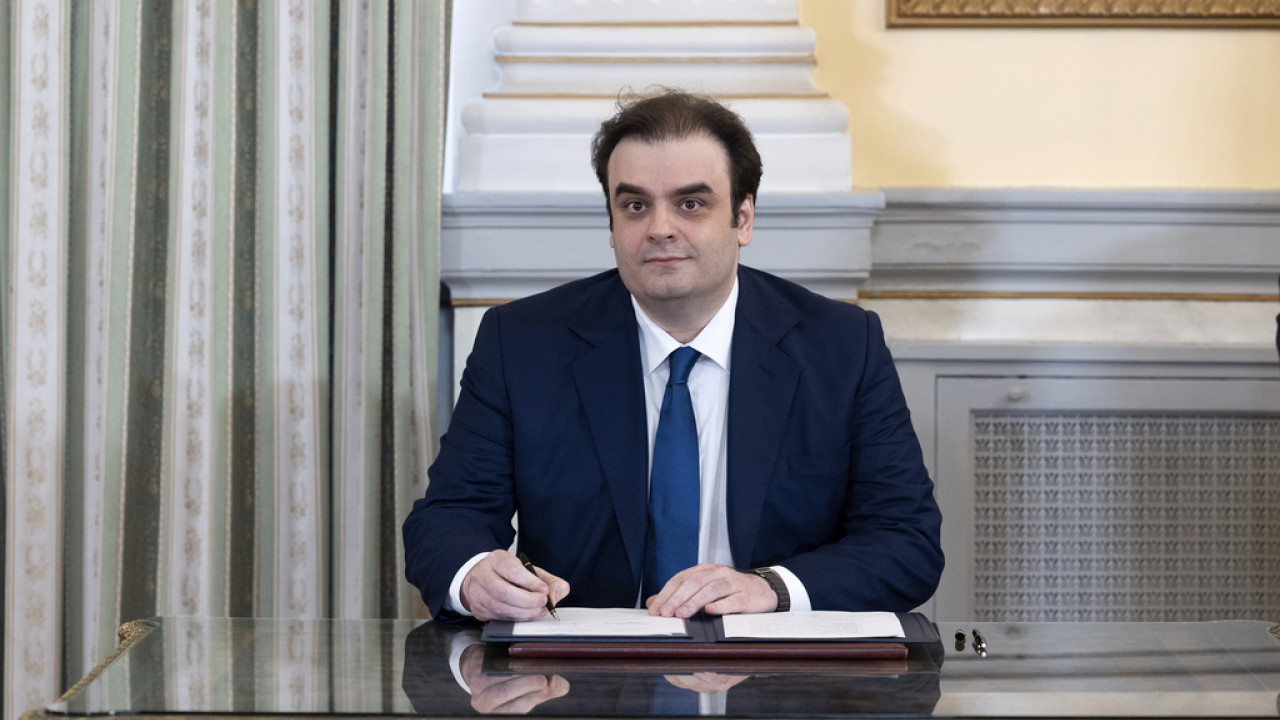 Πιερρακάκης: Στα ΕΛΤΑ έγιναν επικοινωνιακά και επιχειρησιακά λάθη ...
