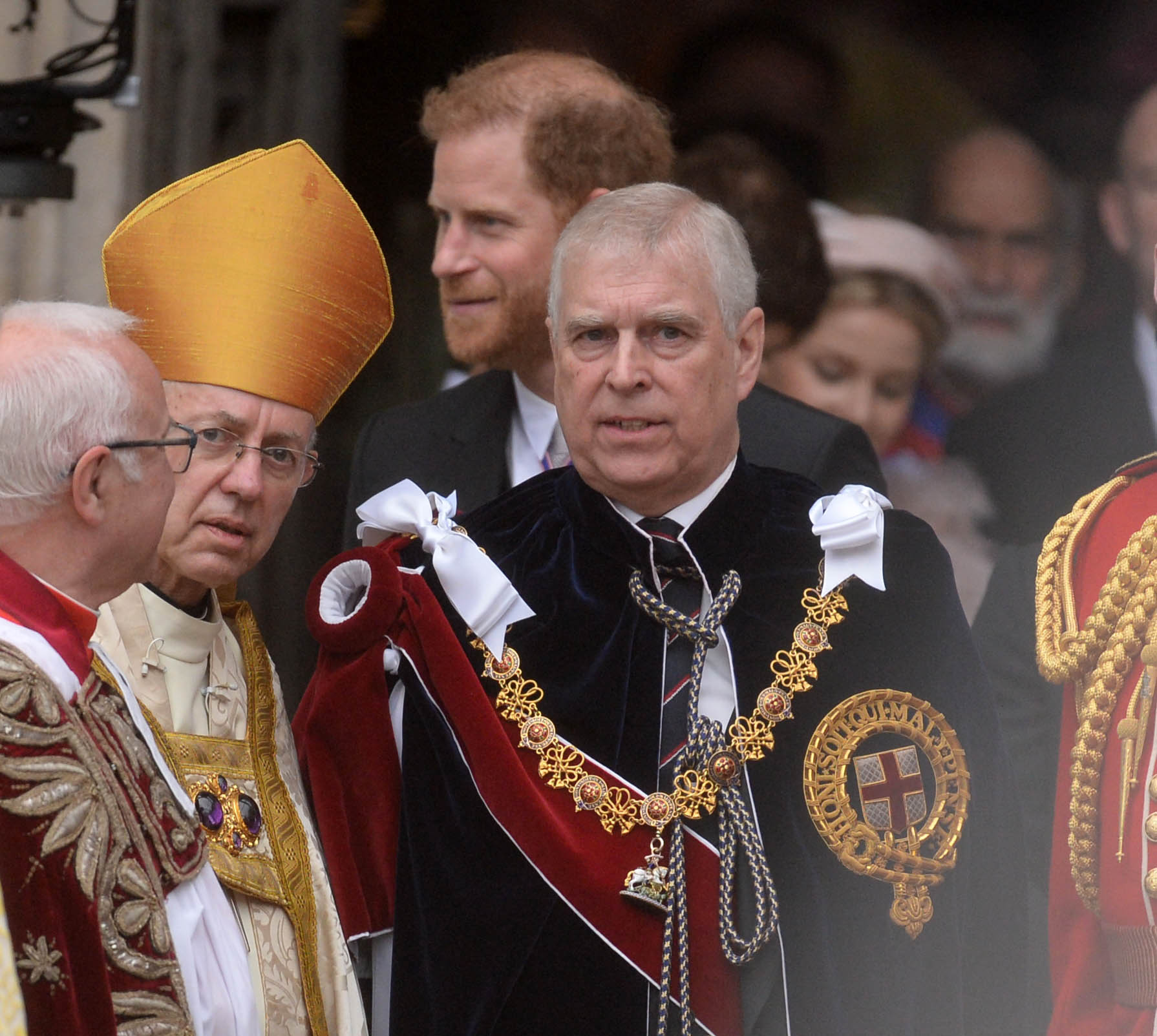 Andrew leaves Charles in 'hideous quandary'