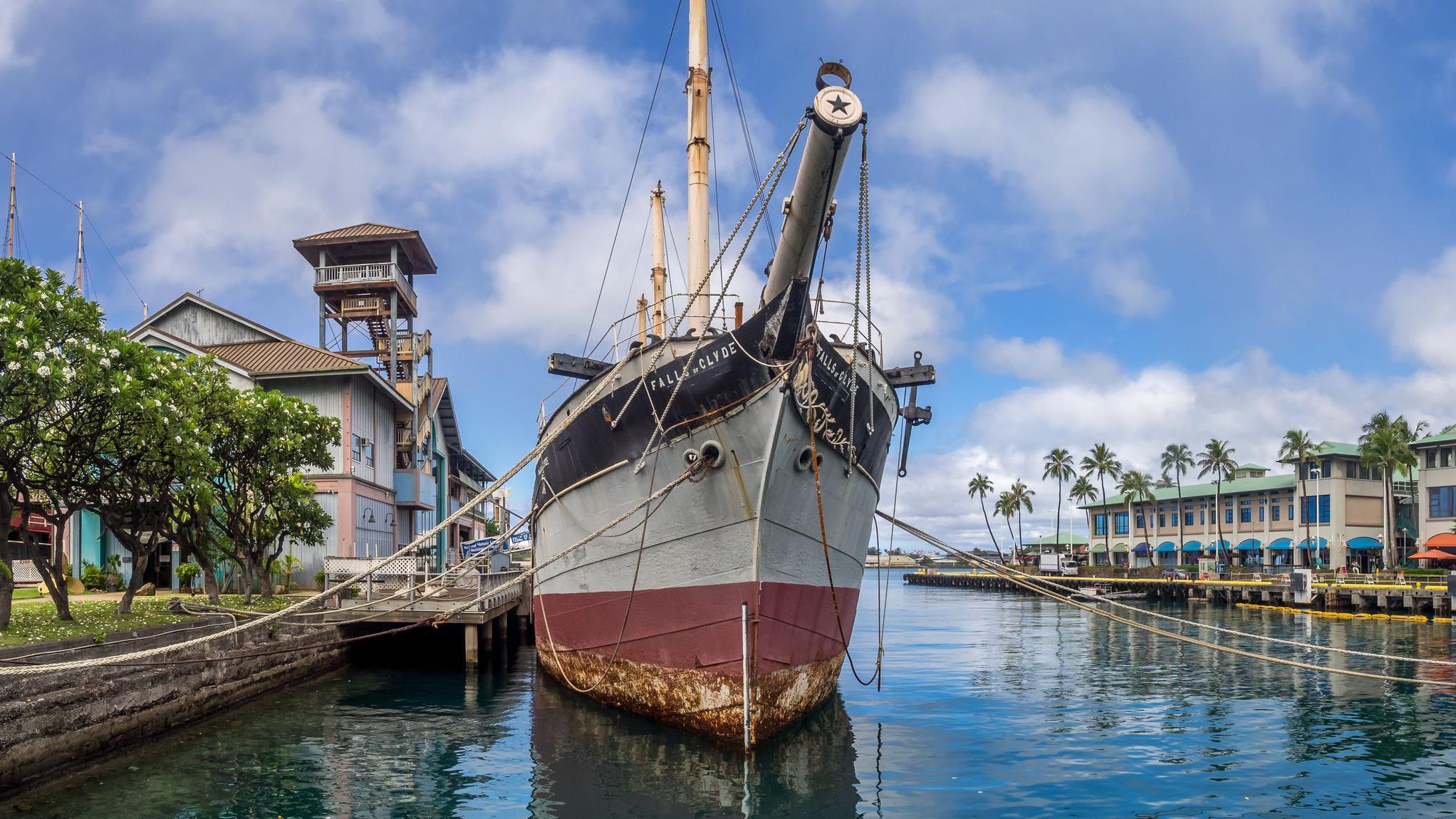 Anger as historic Clyde ship towed out to sea and sunk in Hawaii