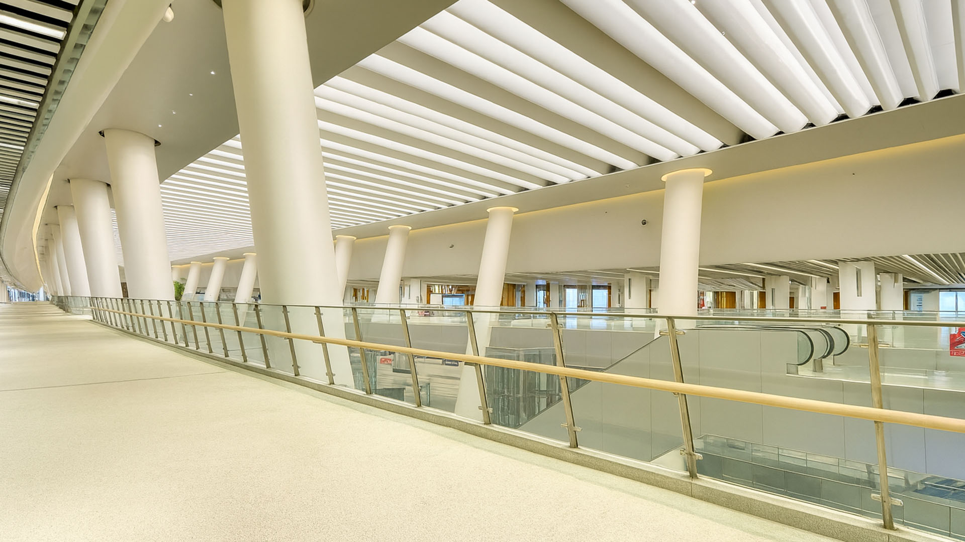 Jelajah Stasiun MRT Futuristik di China 4K