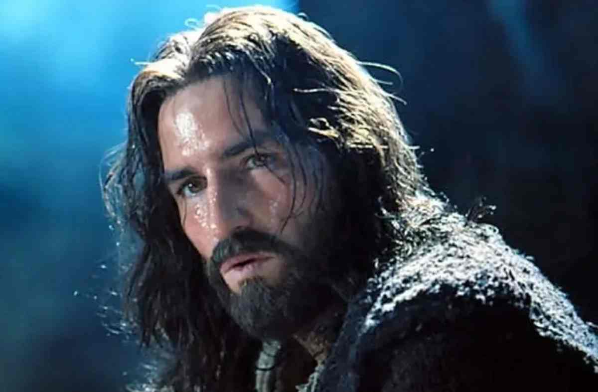 Mel Gibson finn színésszel váltja fel Jim Caviezel-t a „The Passion of ...