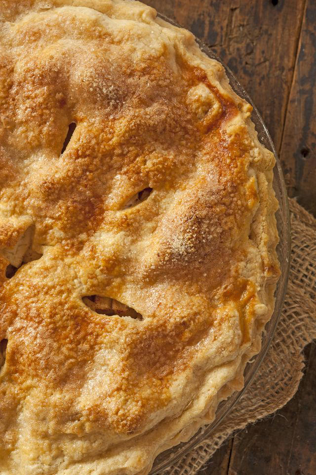 The Best Tip for Homemade Apple Pie, According to a Pro Baker