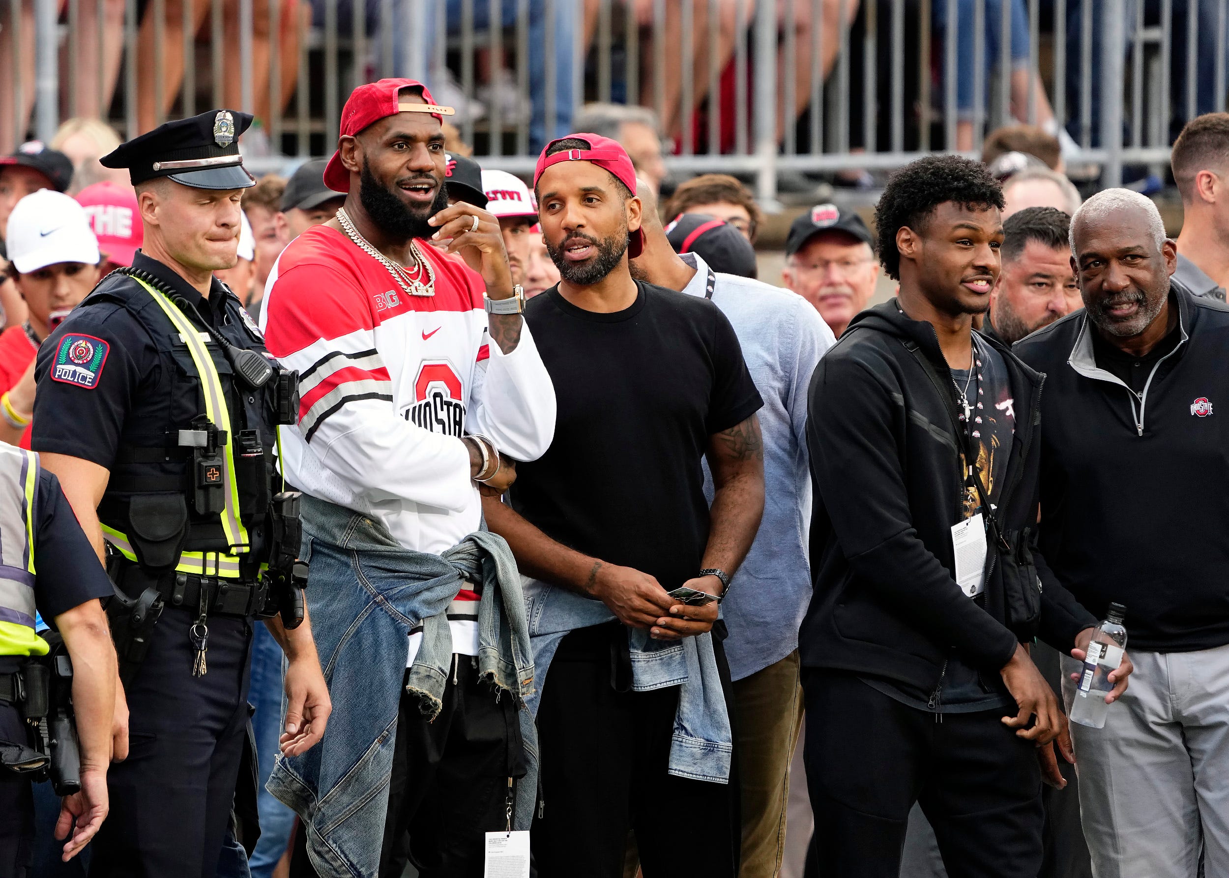 LeBron James’ partner Maverick Carter reportedly leaves $5 billion NBA ...