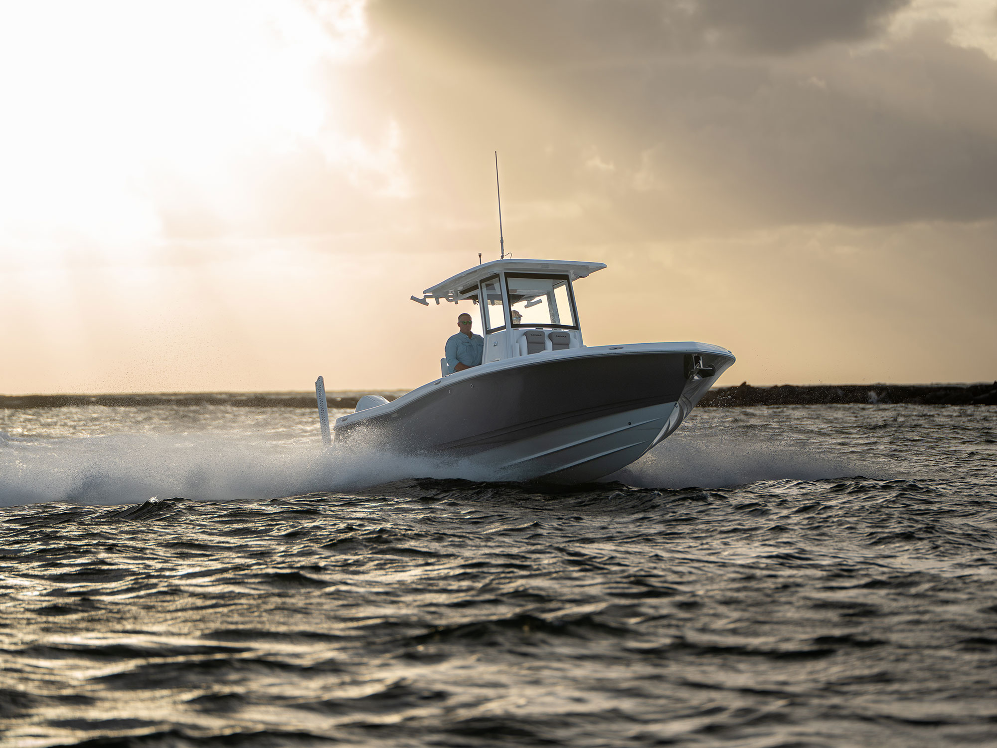 The Caymas 291 HB: Redefining Hybrid Performance