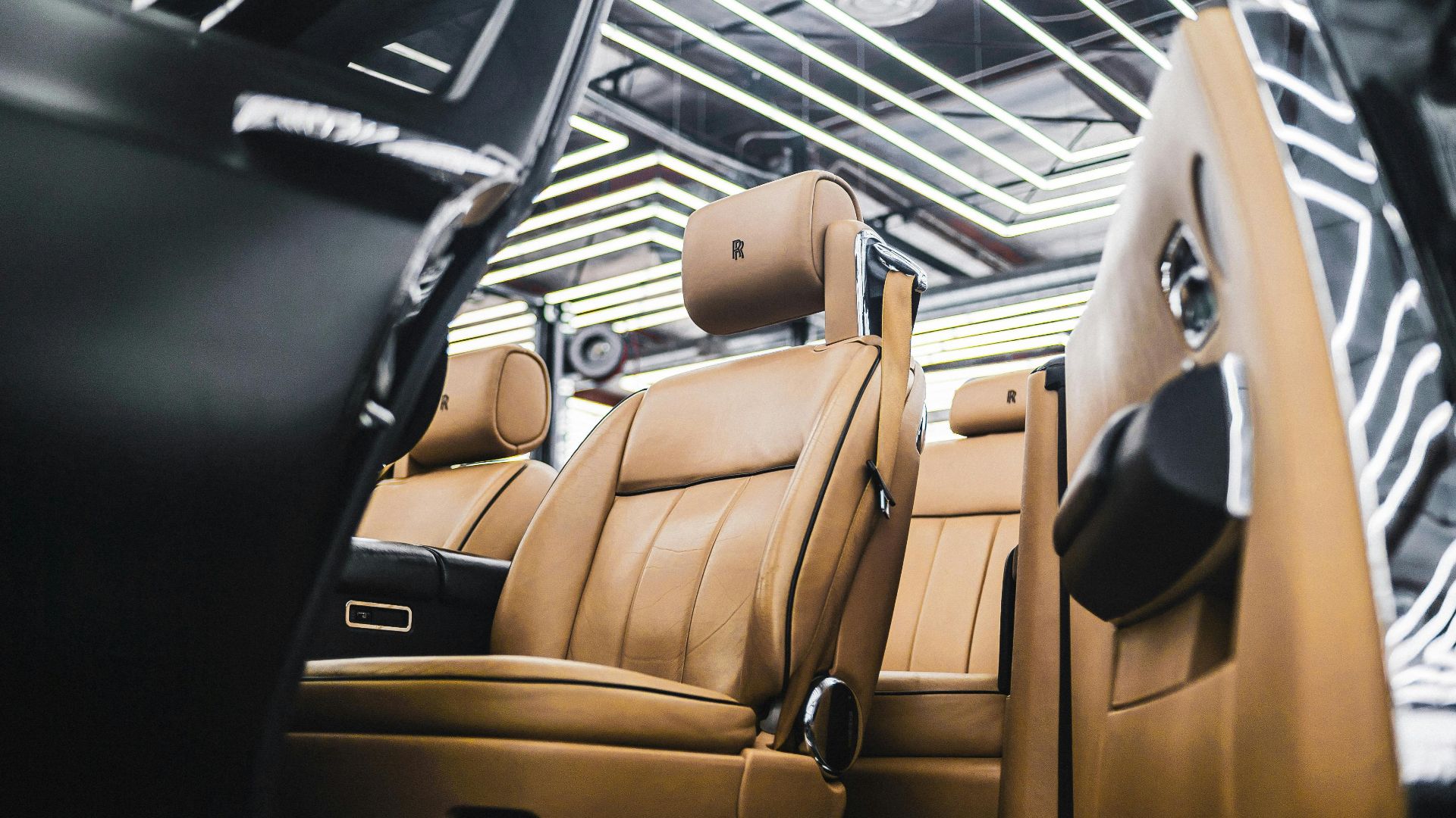 20 Standard Car Features That Were Once Considered Luxury