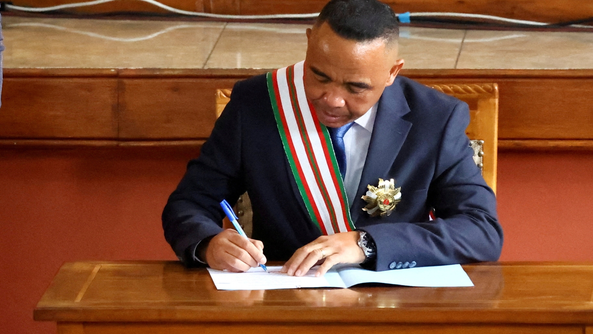 Madagascar's military seizes power: Michael Randrianirina sworn in as ...
