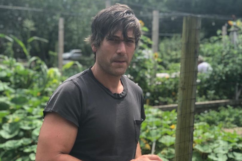 ABC's David Muir looks completely different in 'disheveled' throwback snap