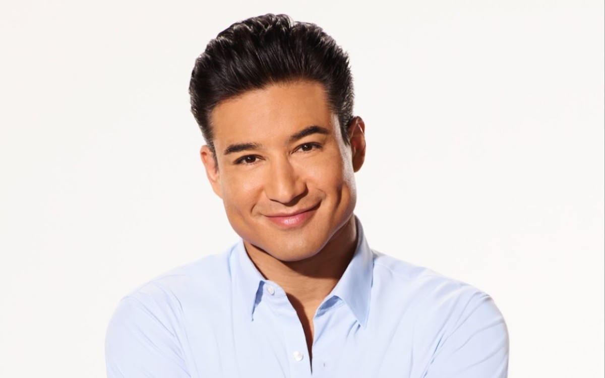 See the Best of the 2025 Daytime Emmy Awards Red Carpet Fashions