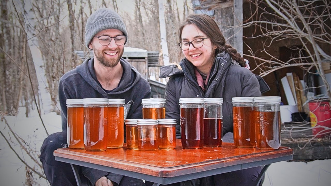 Canadian couple tries making maple syrup for the first time ...