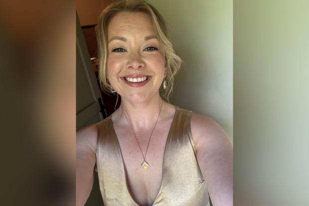 Woman can finally see without glasses for the first time in 26 years