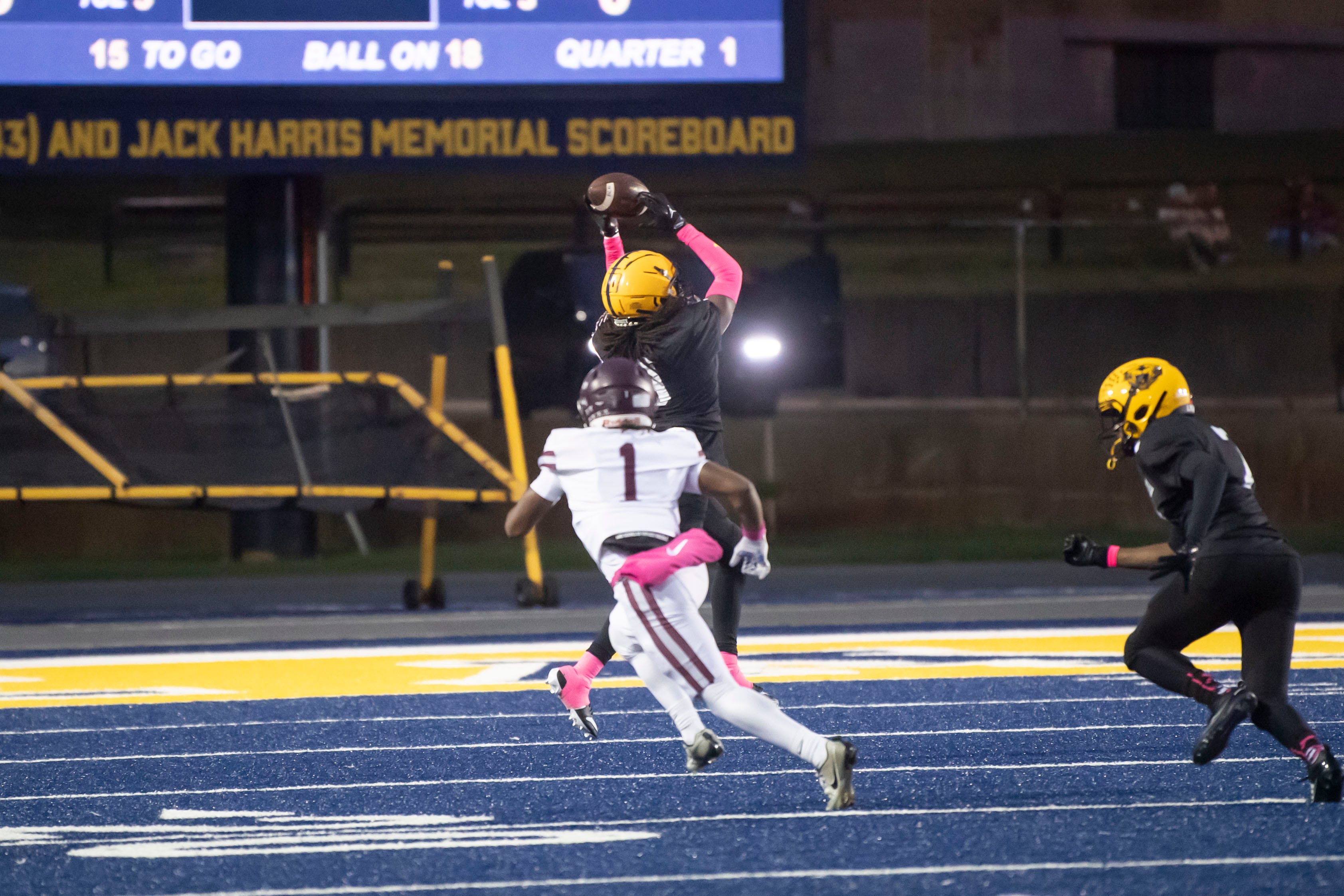 Battle Creek Central, Pennfield fall in league games in Week 8 of high ...
