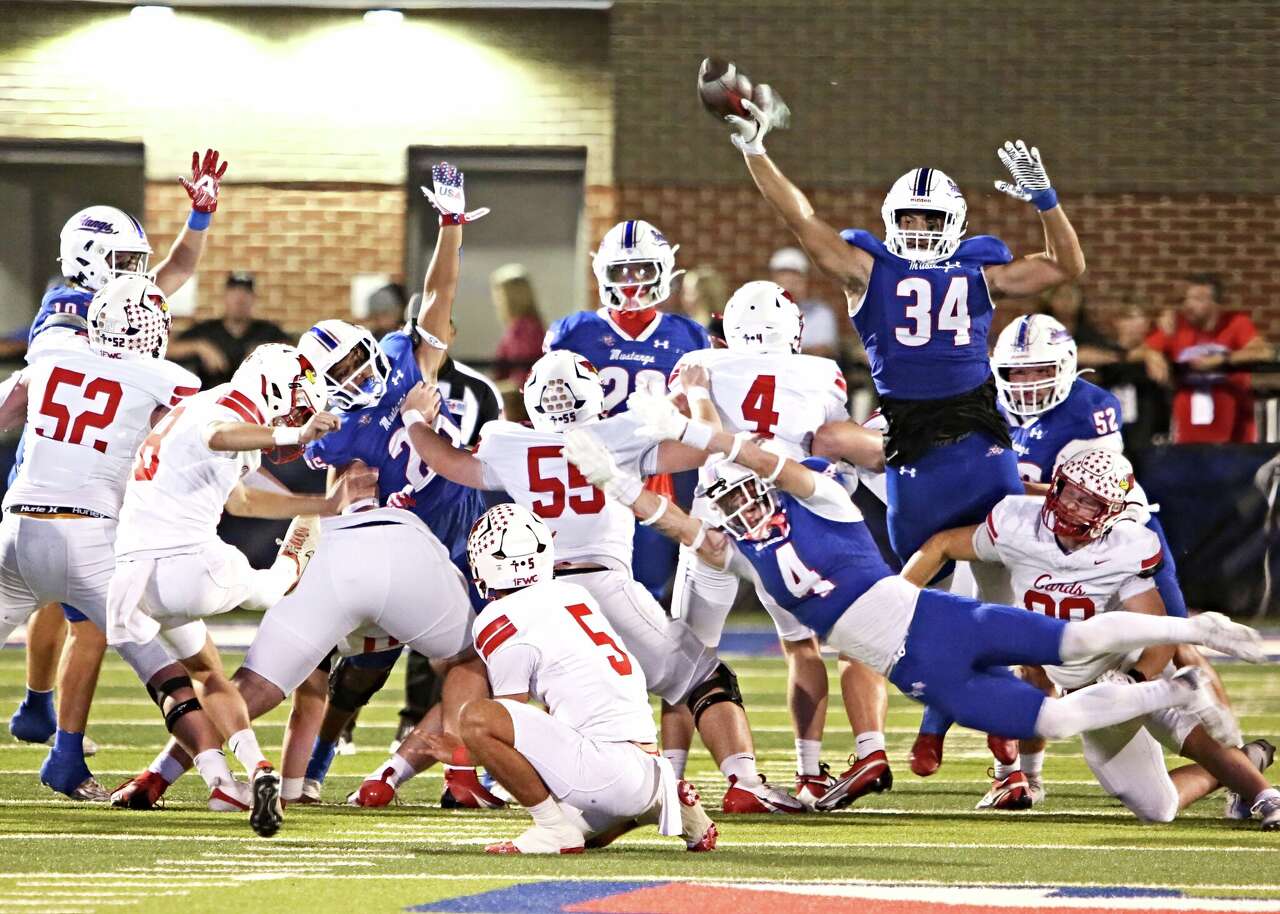 Statewide high school football scores from Oct. 17