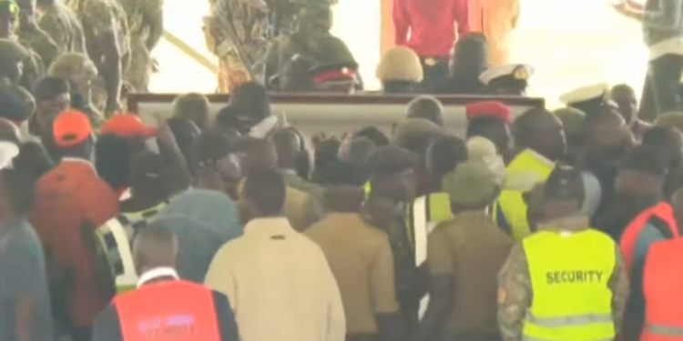 [Live Blog] Raila Odinga’s Body Airlifted to Bondo