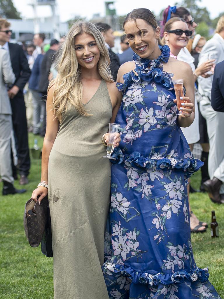 Racy trend hits major spring race days