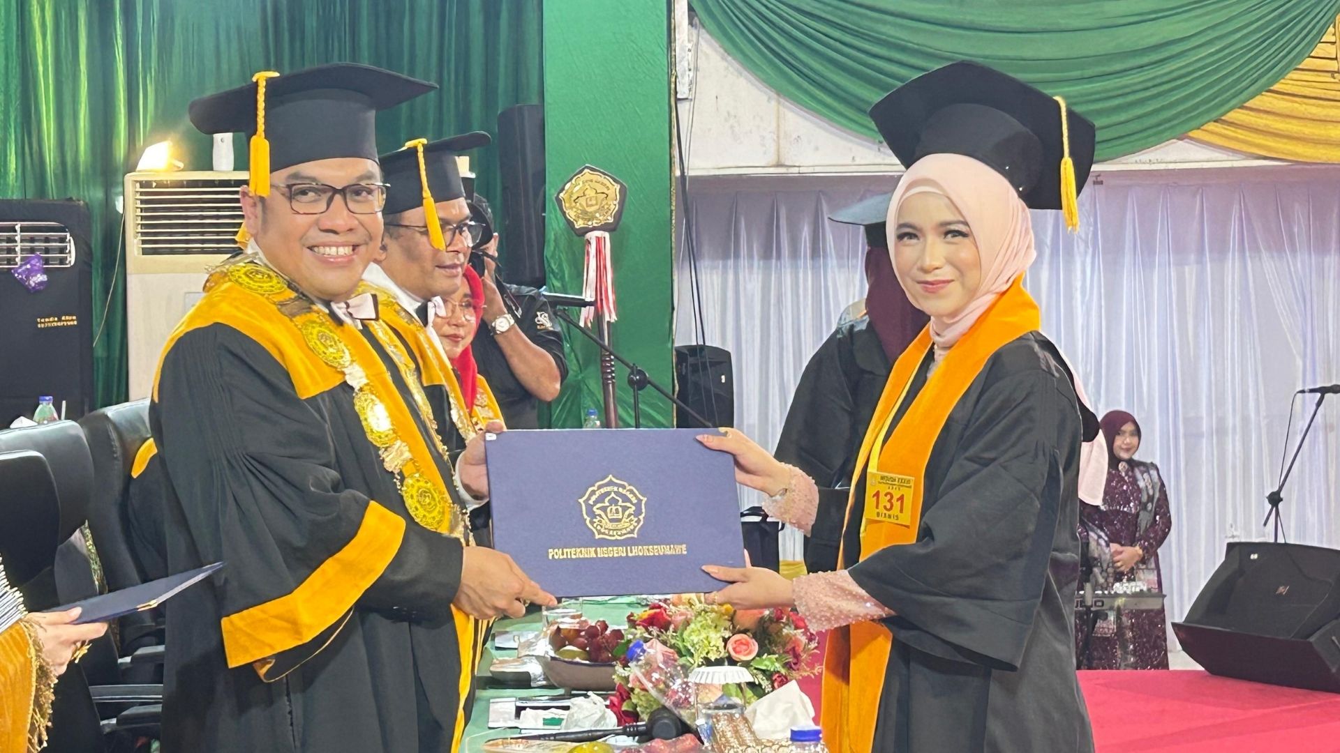 Wisuda ke-36 PNL 2025: 44 Persen Lulusan Raih Predikat Cumlaude, Bukti ...