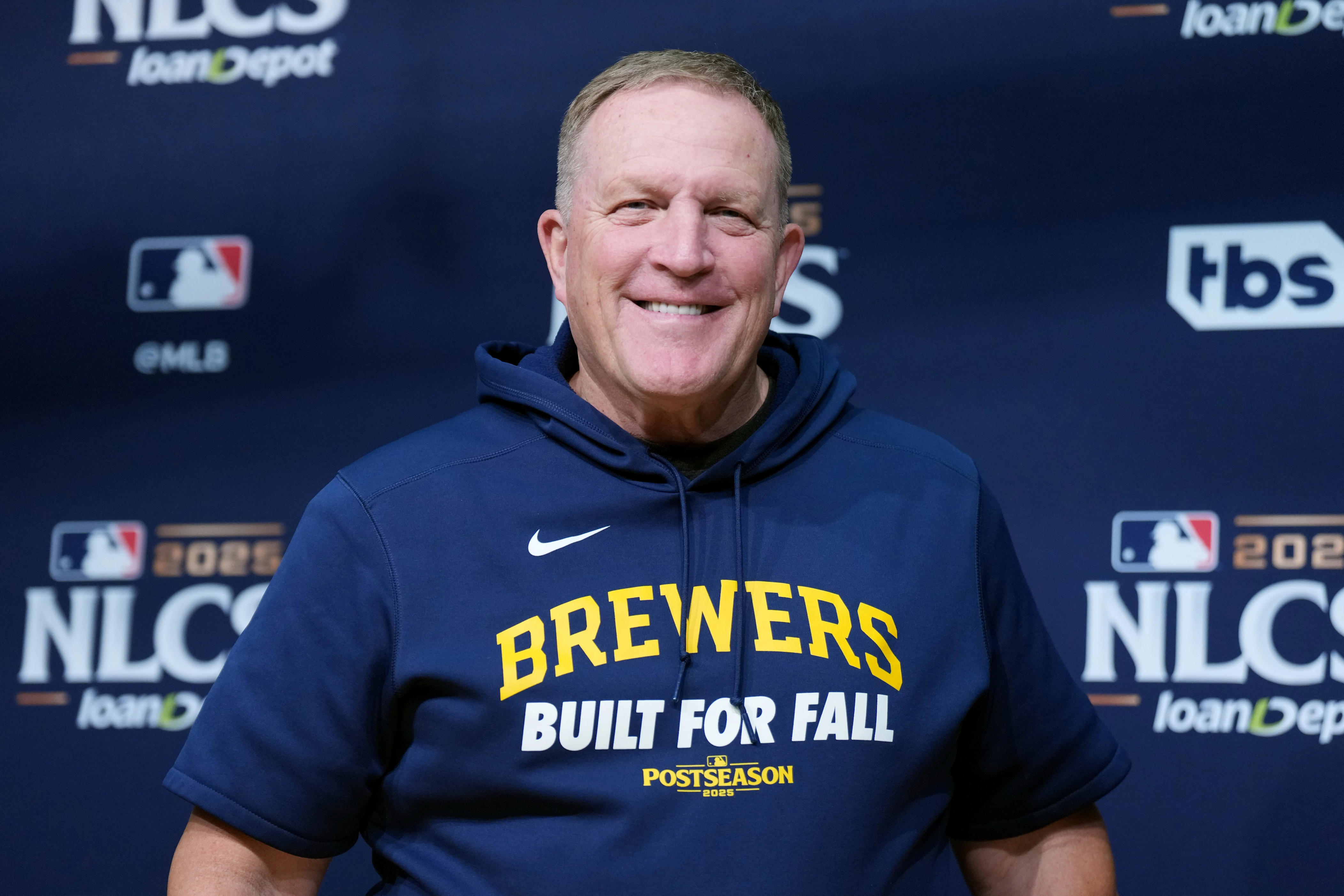 Brewers manager Pat Murphy was at the Bucks home opener — and pocket ...