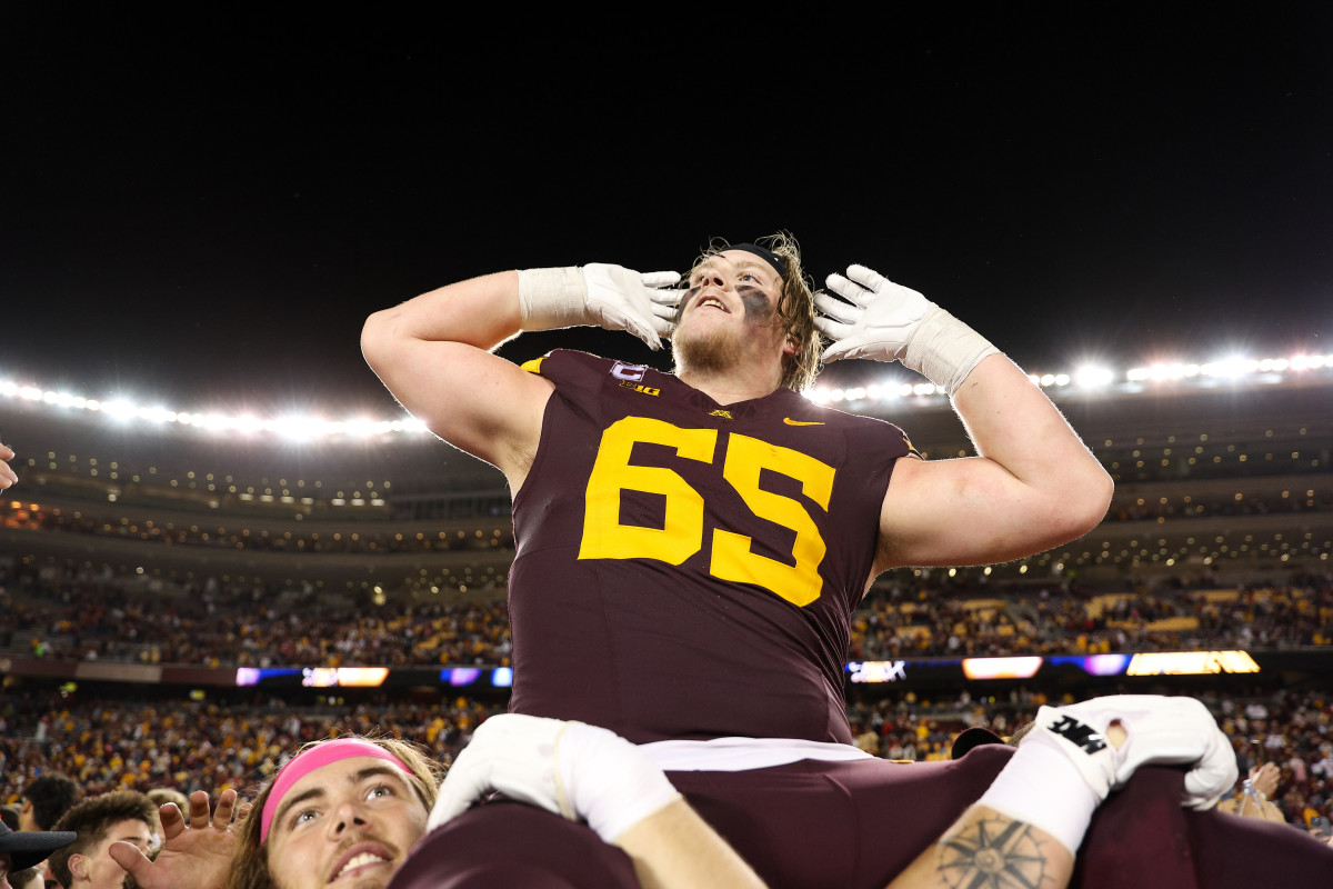 There Were Two Top 25 College Football Upsets On Friday Night