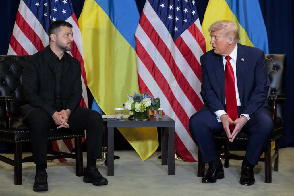 Trump shocks world after saying Russia should keep Ukrainian land ‘to ...