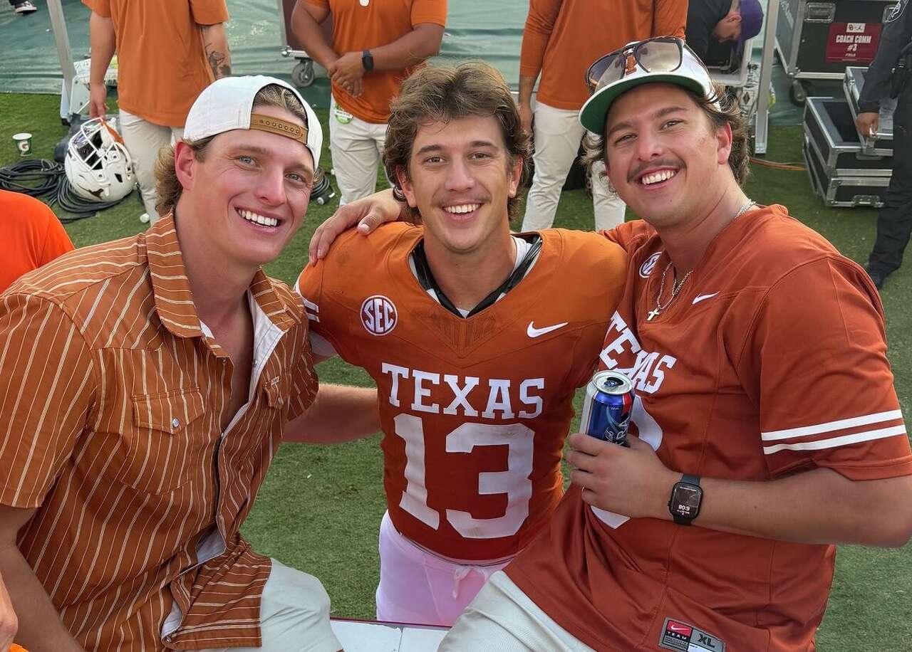 Texas wide receiver's brothers rising to TikTok fame amid breakout season
