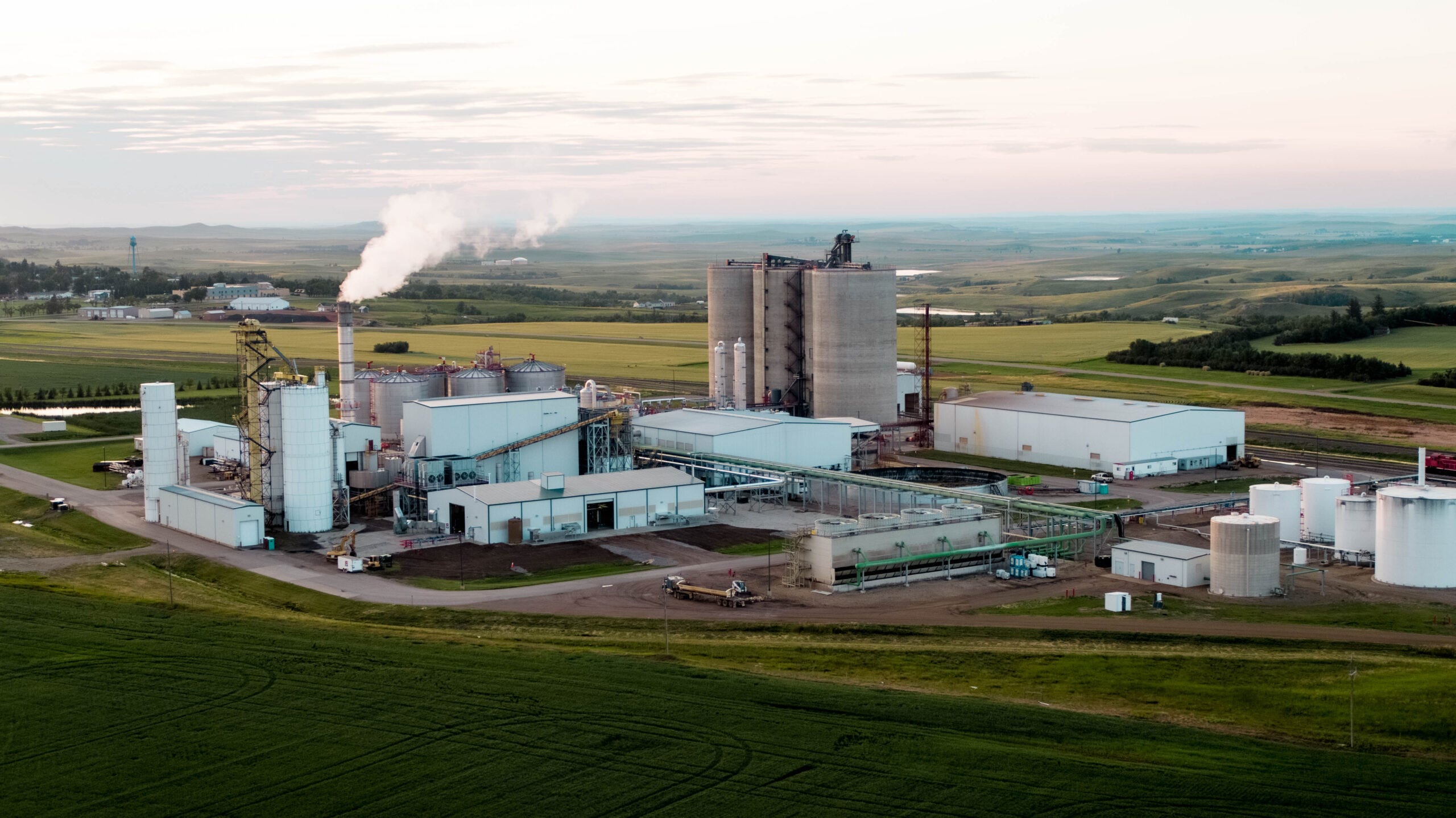 With Summit pipeline delayed, company moves jet fuel factory plan out ...