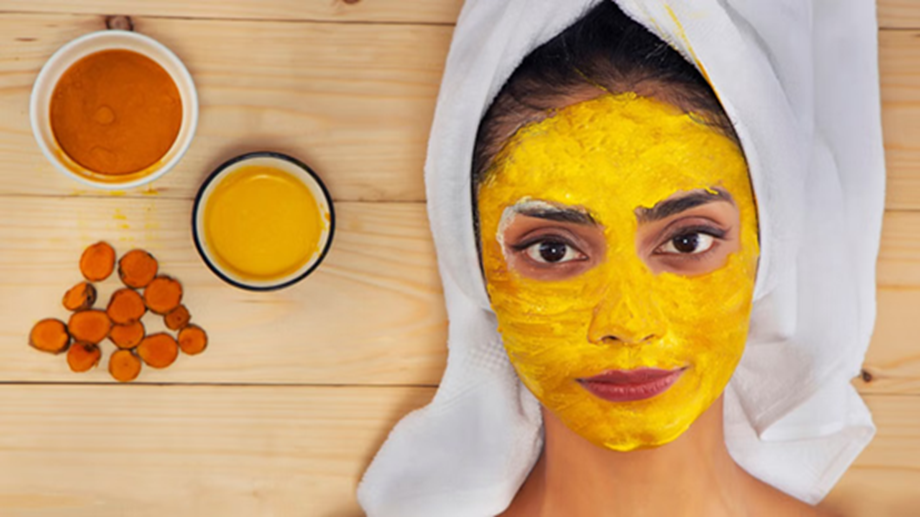 Chhoti Diwali 2025: Avoid applying this paste on Roop Chaudas, as it ...