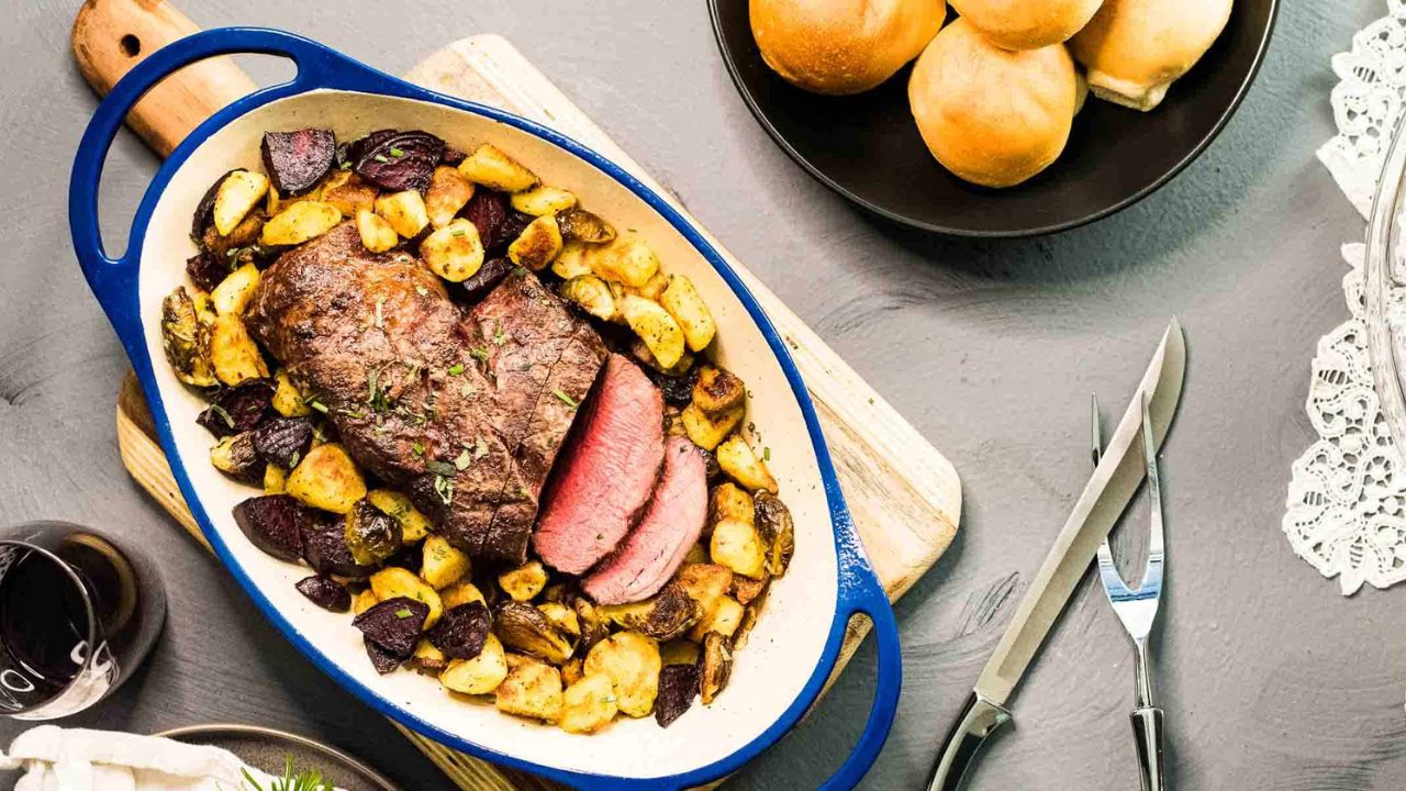 30 Easy One-Dish Meals That Taste Like Comfort