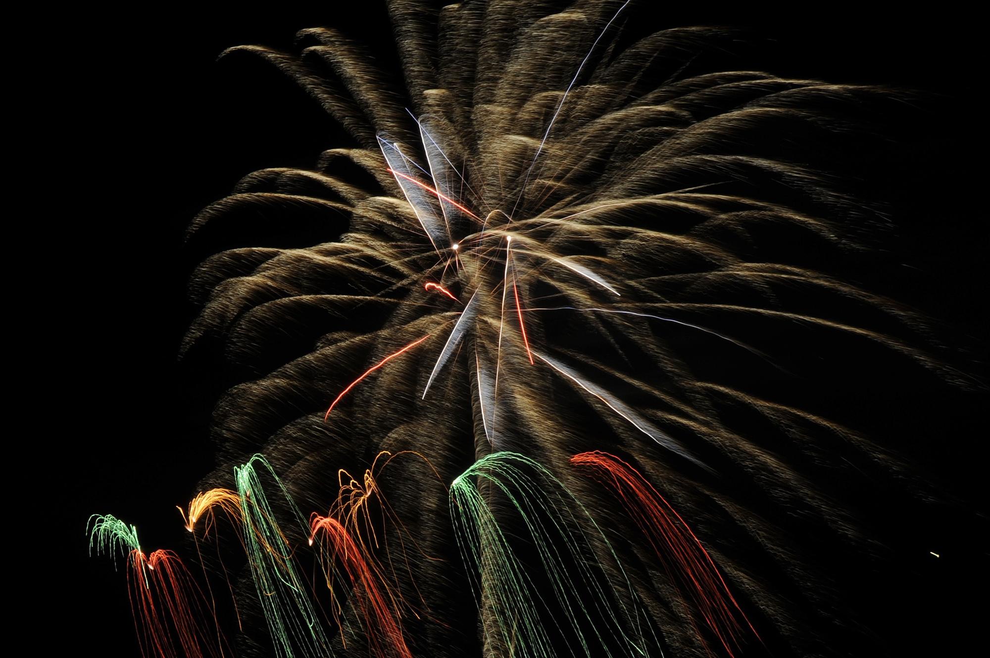 Spectacular firework displays that will light up Wigan's skies this ...