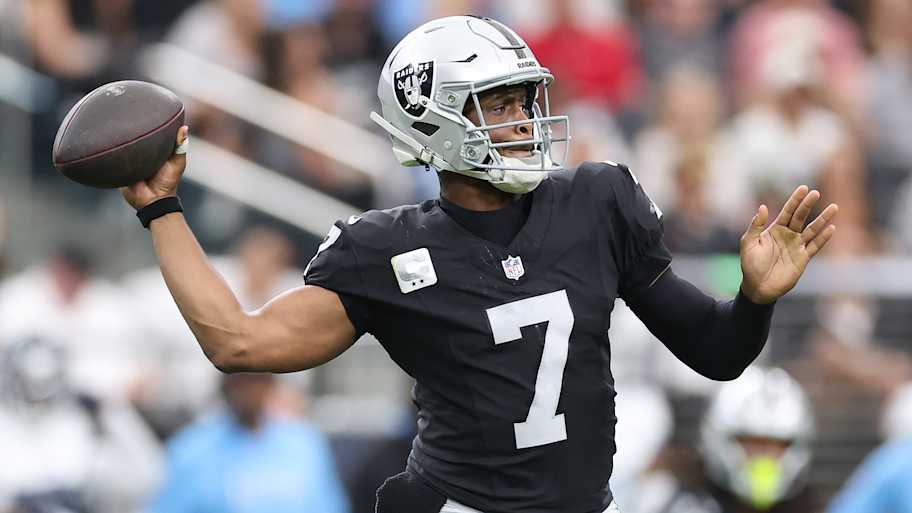 Raiders' history with reclamation QBs means it's not over for Geno Smith