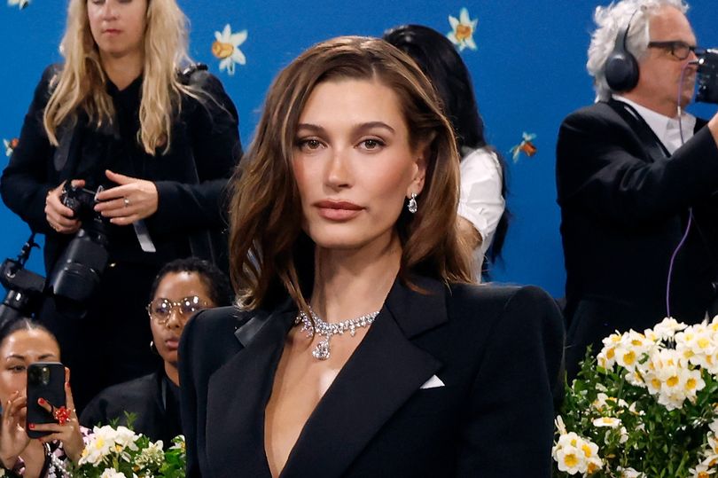 Selena Gomez makes thinly-veiled dig at Hailey Bieber in now-deleted post