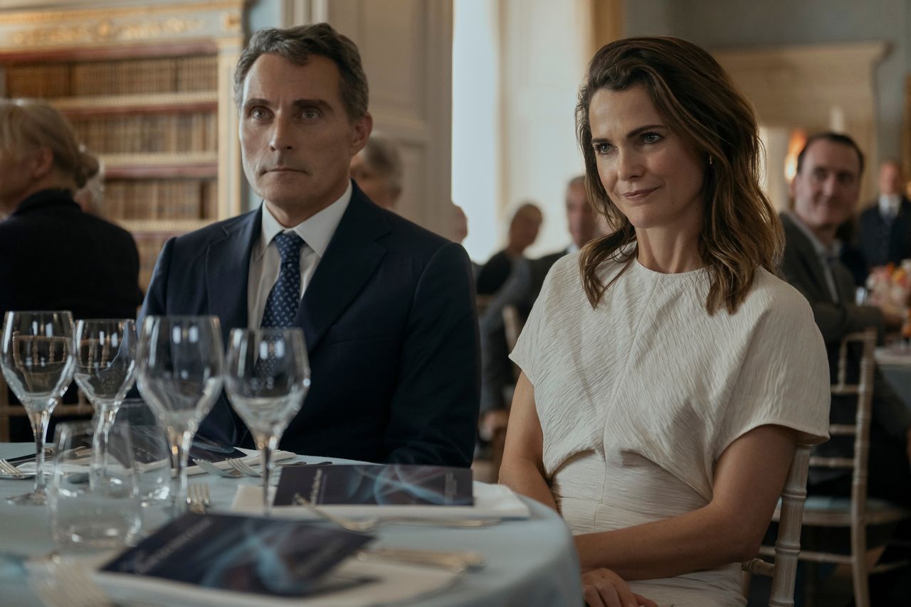 Keri Russell Breaks Down Her and Rufus Sewell's Roller Coaster ...