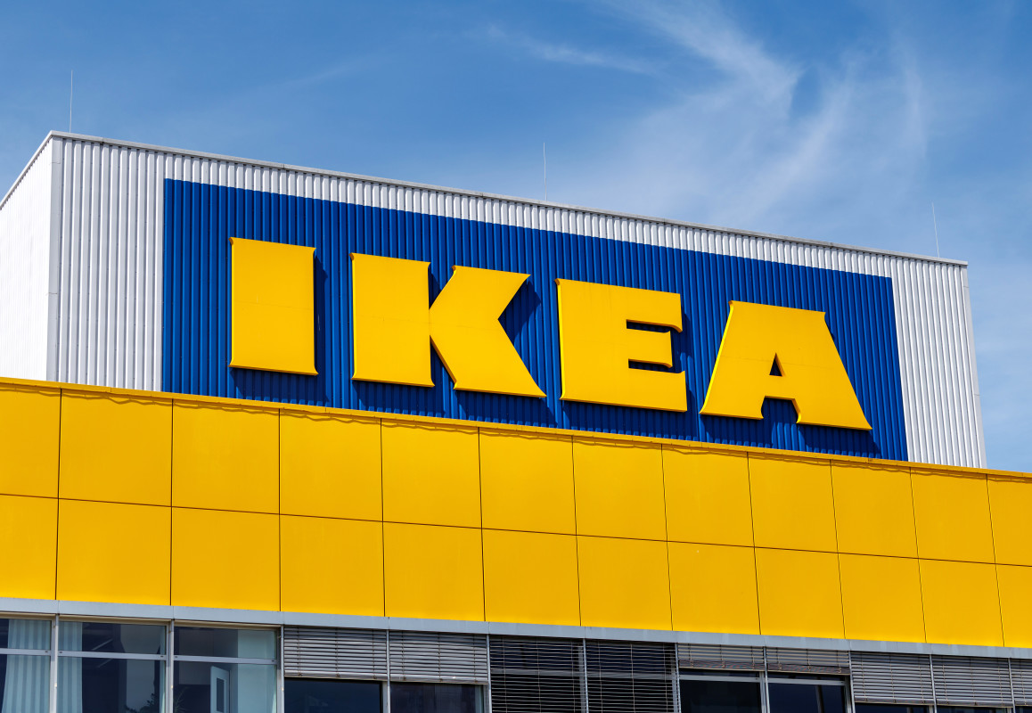 Ikea’s 'soft' and 'cozy' $7 plaid throw blanket will bring cottagecore ...