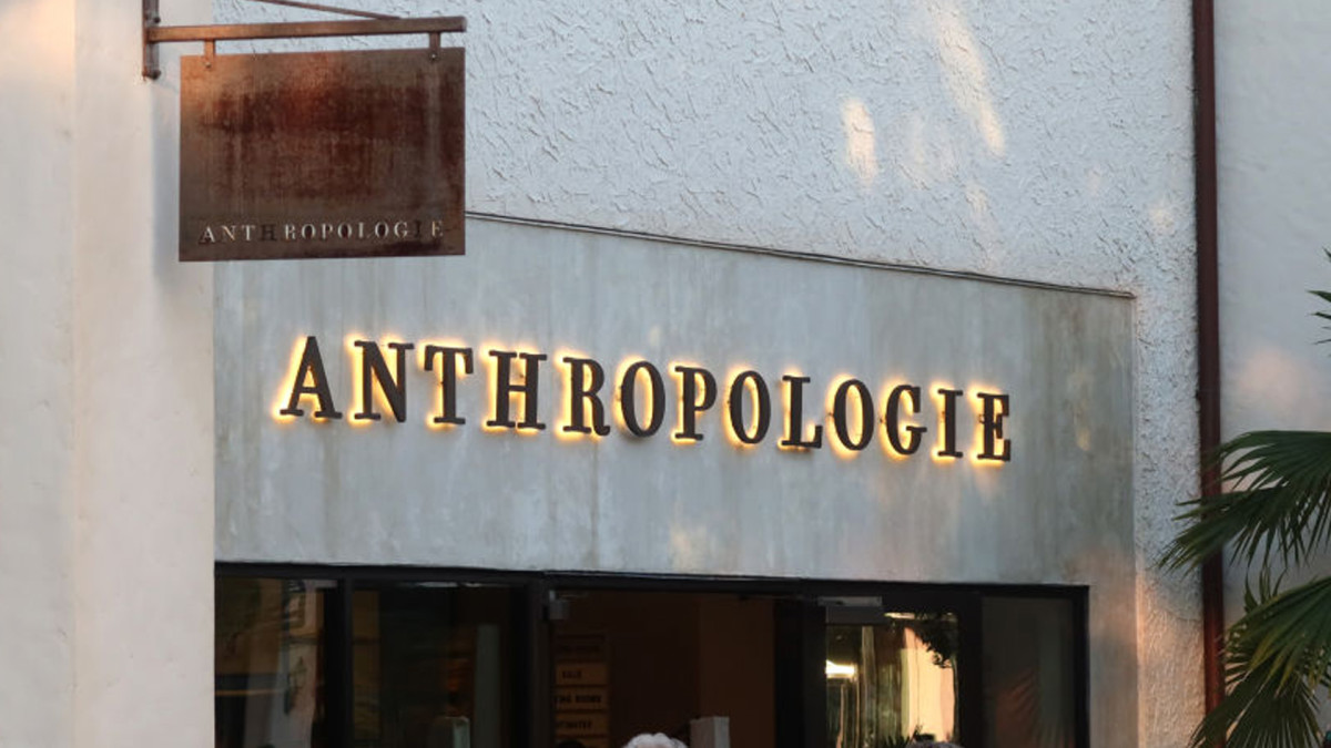 Anthropologie Has a 'Cute and Cheerful' Tote Bag on Sale for $20, and ...