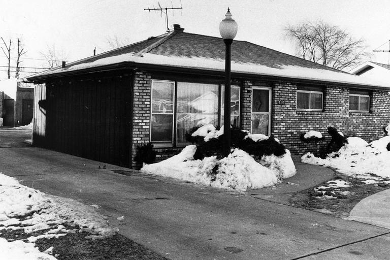 What Happened to John Wayne Gacy's House? Inside the Home Where He Hid ...