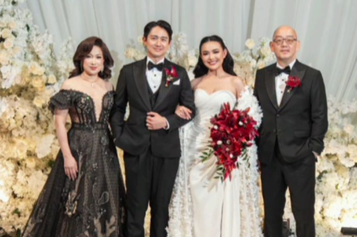 Sudah Sah Jadi Istri Kenny Austin, Amanda Manopo Pamer Masak Nasgor Bareng Mertua