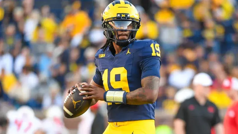 College football analyst says Michigan is copying Big Ten foe's blueprint