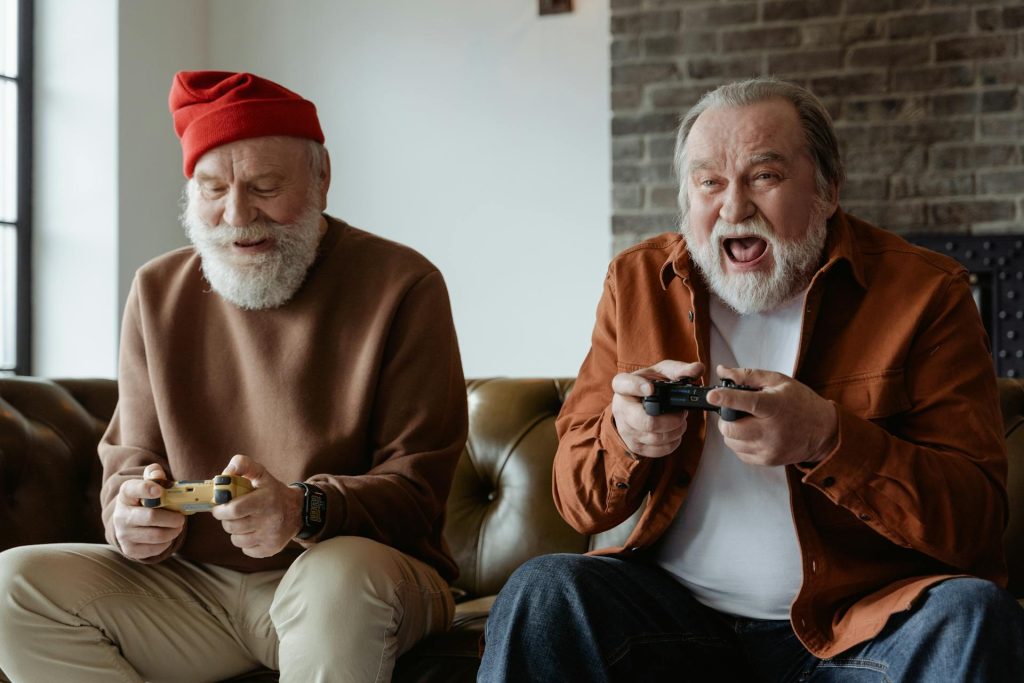 How to Make New Friends After 60 (Yes, It’s Still Possible!)