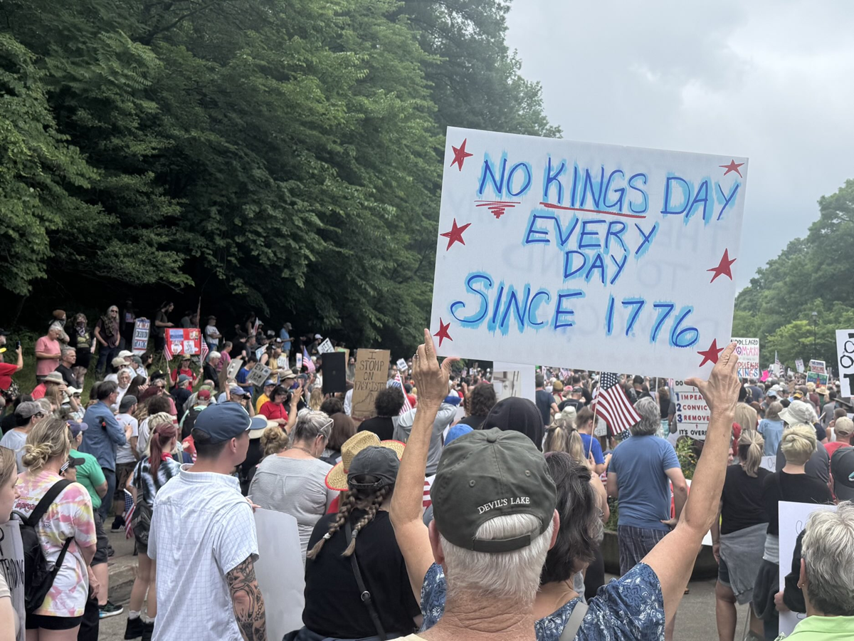 'No Kings' dress code revealed: Massive 'anti-Trump' demonstrations hit ...