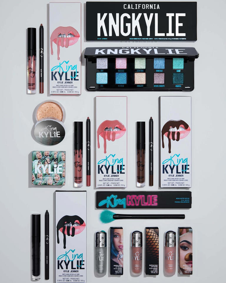 Is 2016 Makeup Back? Kylie Jenner (and Her New Makeup Collection) Seem ...