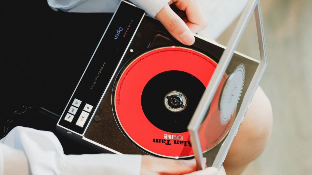 'Budget' portable CD player for audiophiles launches at $319 — built-in ...