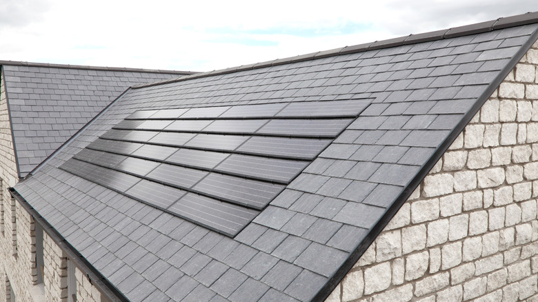 Solar Panels Vs. Solar Shingles: Which Are Better?