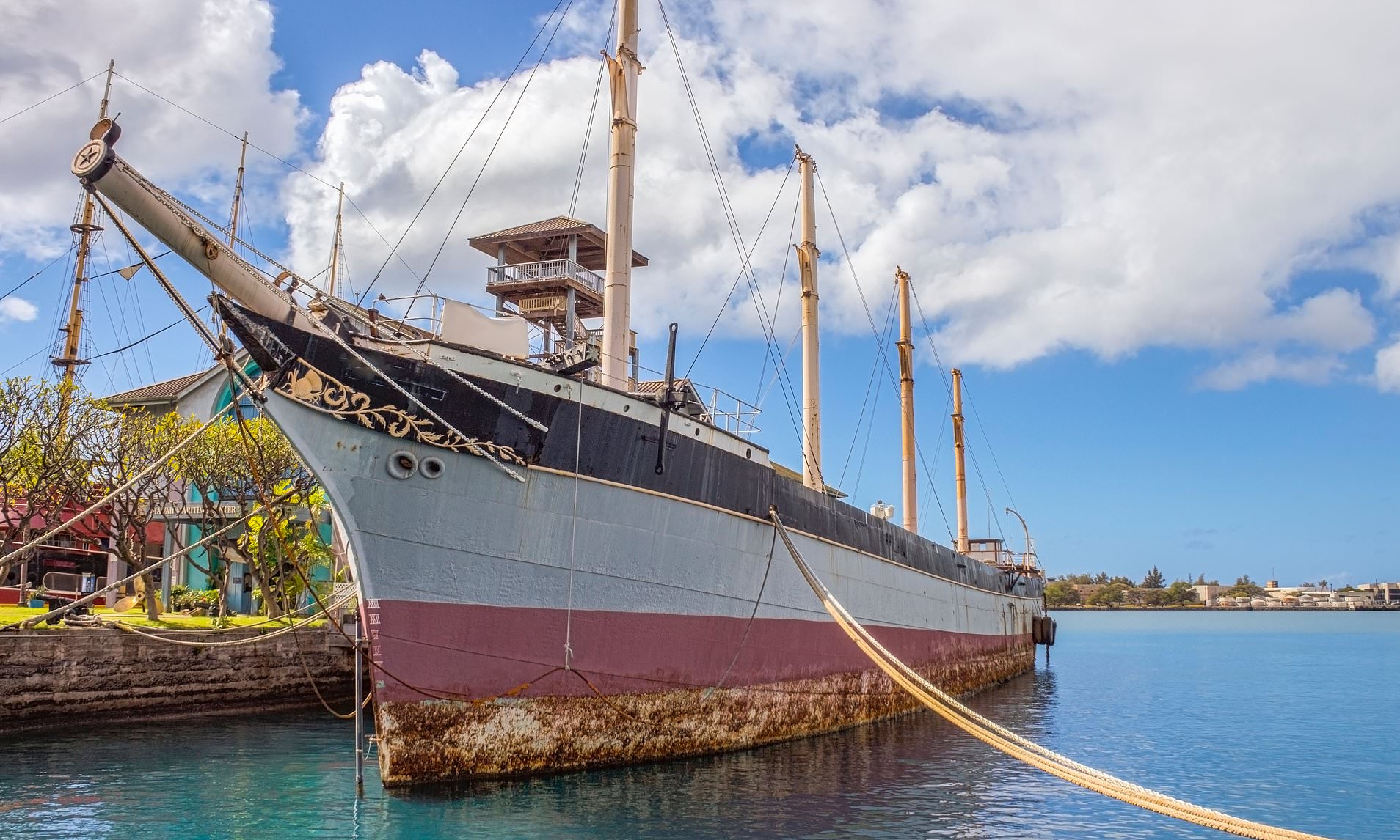 Fury as historic Scottish sailing ship is towed out to sea and ...