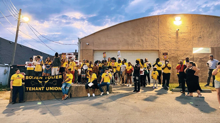 Raytown landlord returns to negotiating table after months-long rent strike