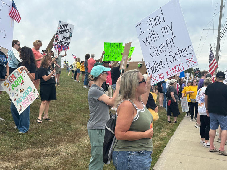 ‘No Kings’ protest rallies planned in Kansas City area on Saturday