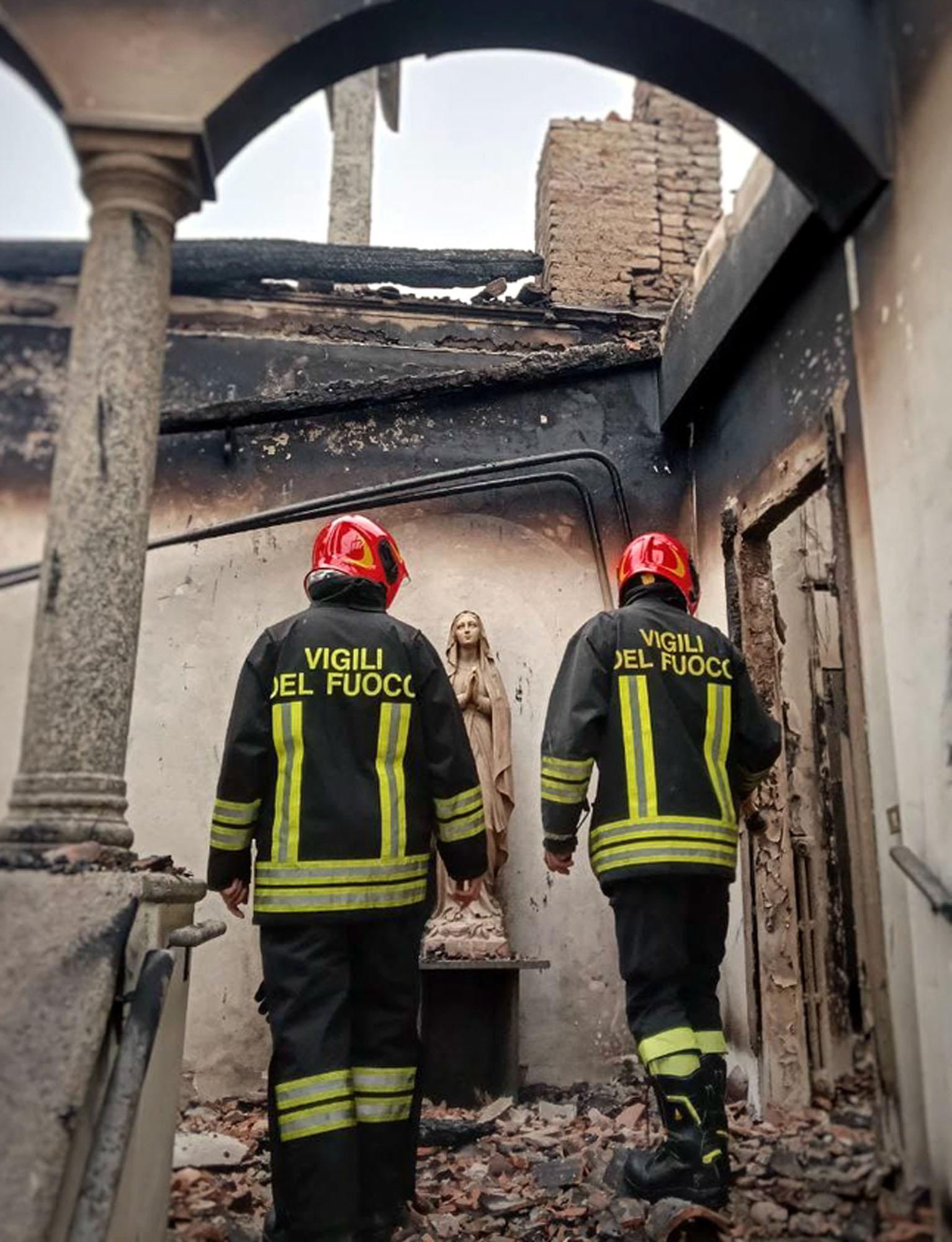 Monastero della Bernaga distrutto dal rogo, l’obiettivo è la ...