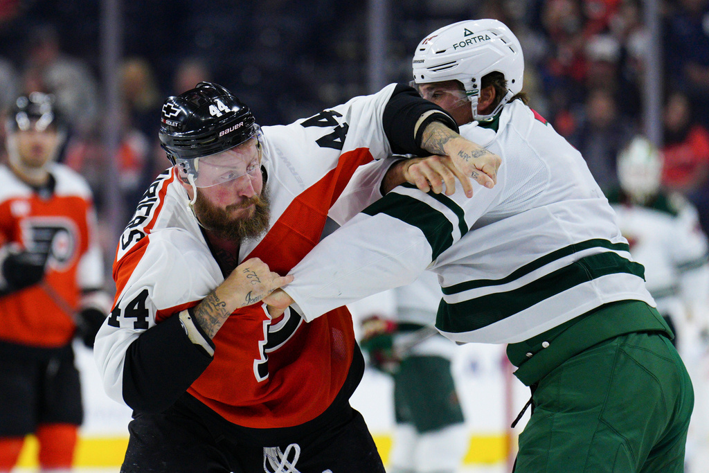Noah Cates' overtime goal lifts Flyers to 2-1 win over Wild