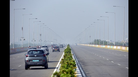 Govt nod to Hindon elevated road extension, revamp of 3 key roads in ...