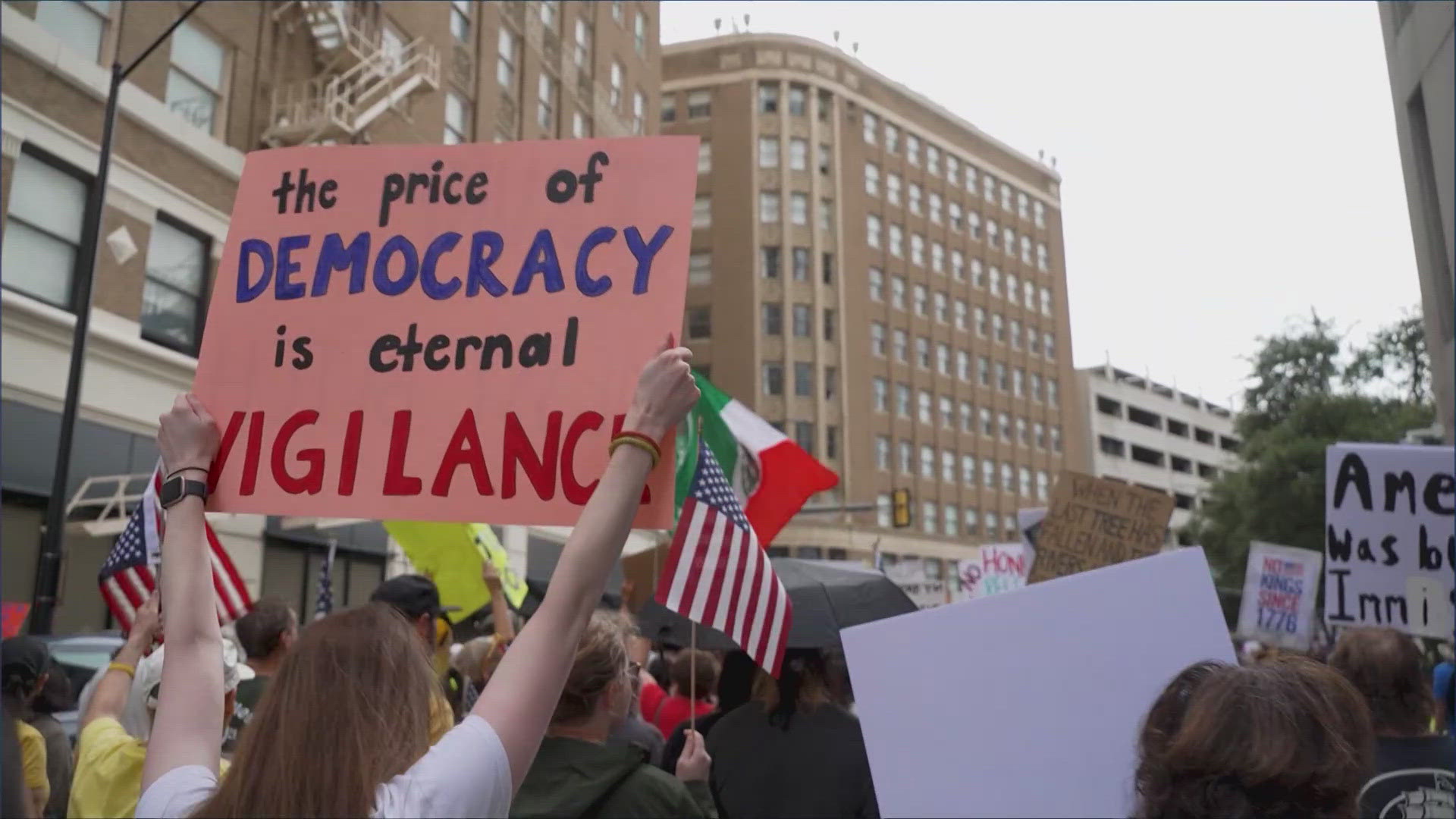 Huge crowds gather for 'No Kings' protest in Tarrant County