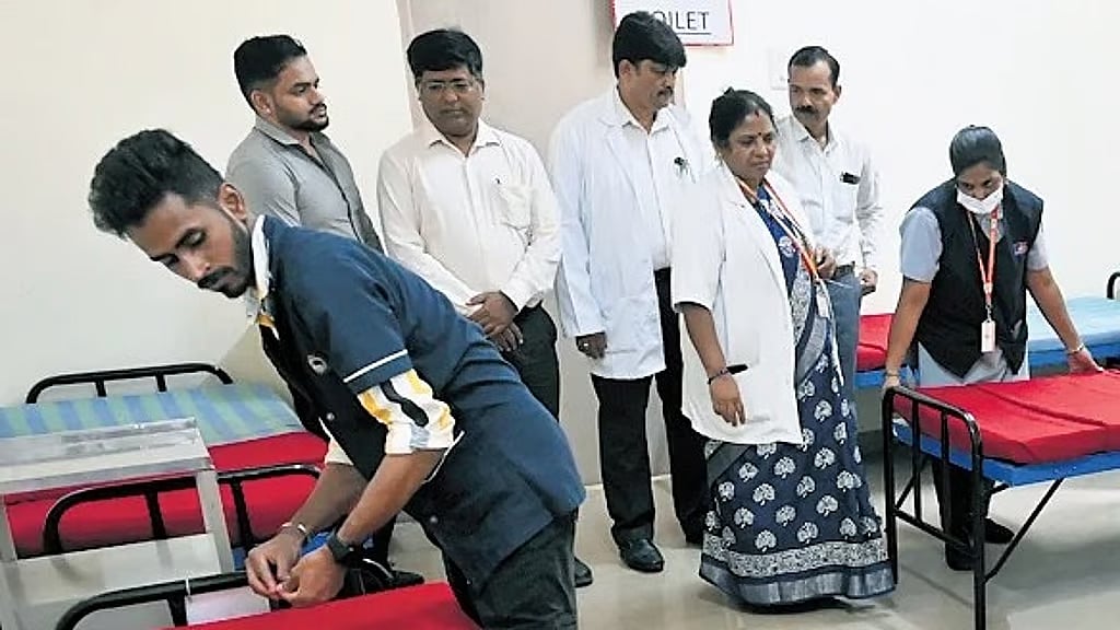 Bengaluru doctors warn of firecracker-related eye injuries ahead of ...