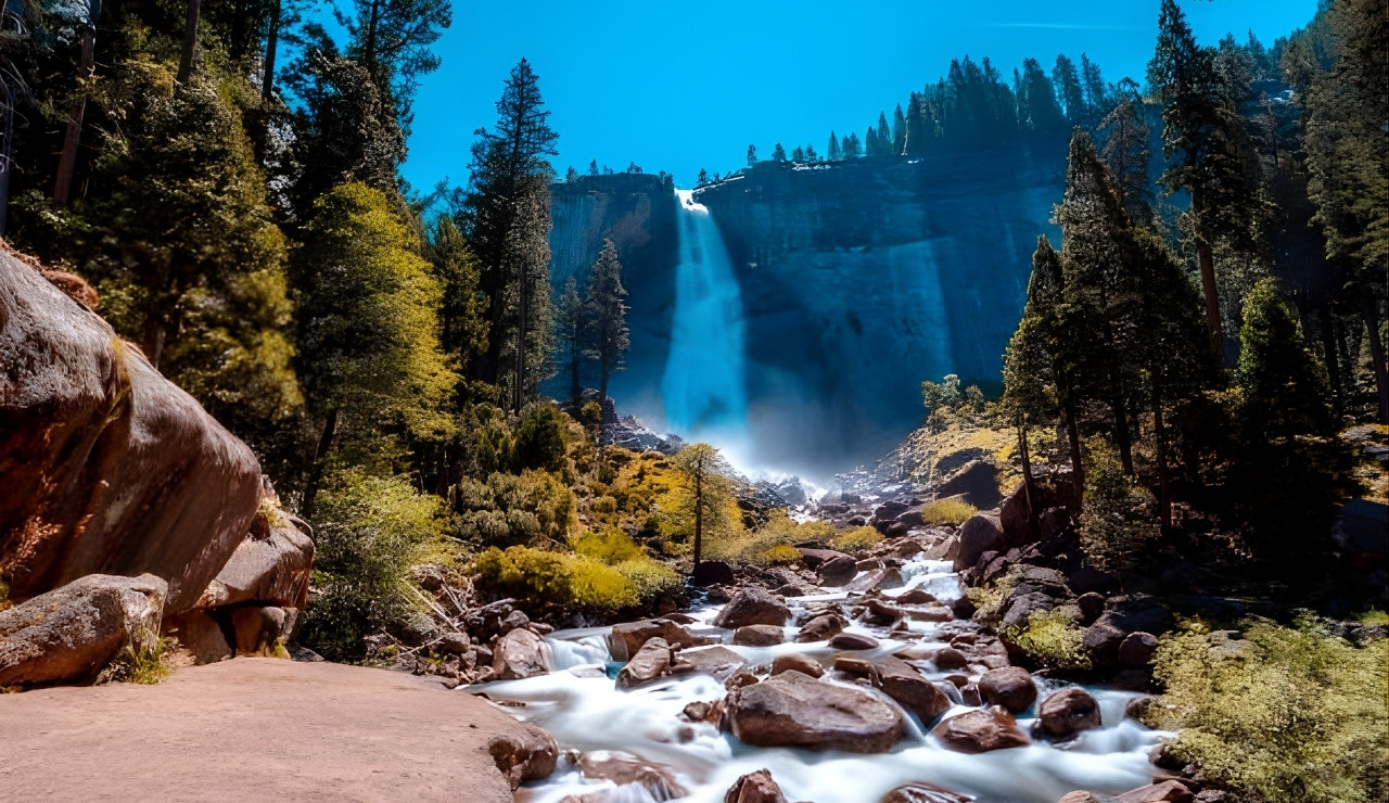 11 Beautiful Waterfalls Across the US Worth Visiting